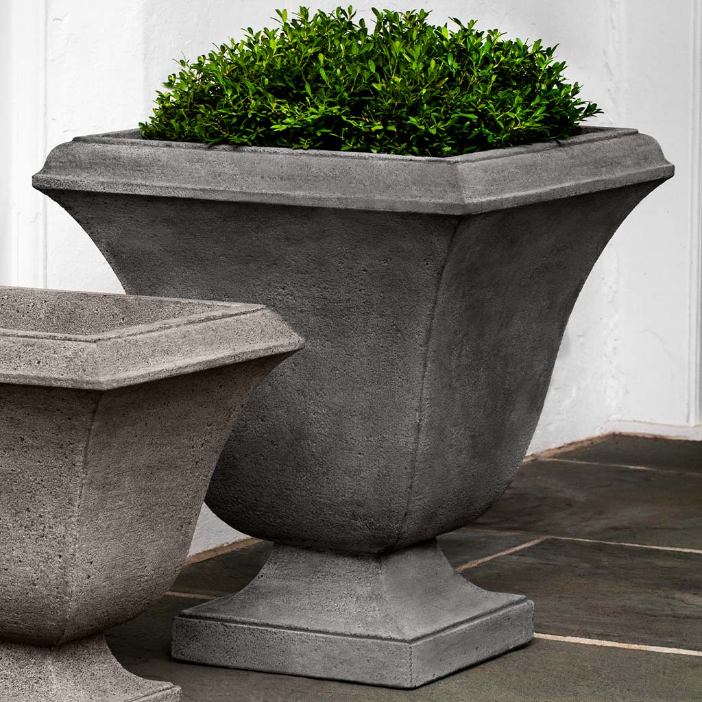 Trowbridge Urn - Large