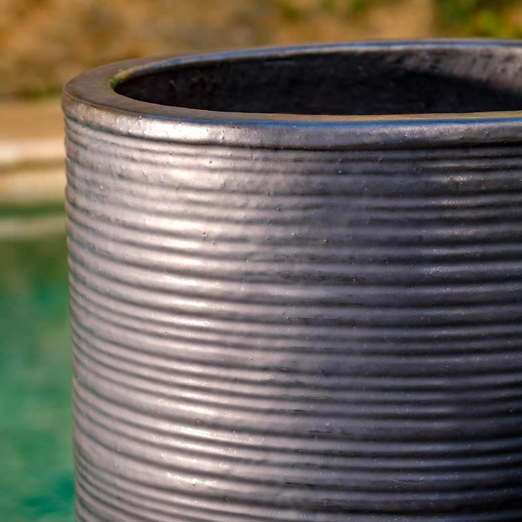 Riga Planter || Graphite | shop-campania