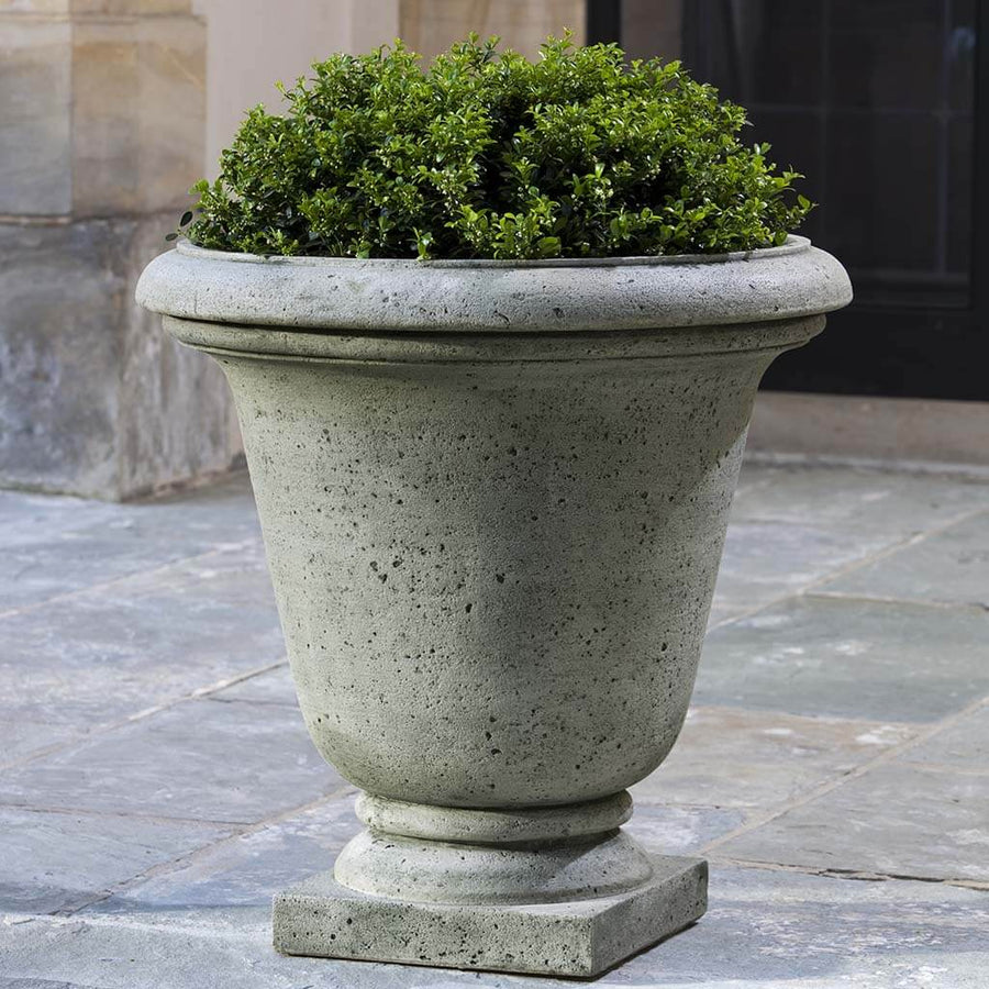 Textured Hampton Urn